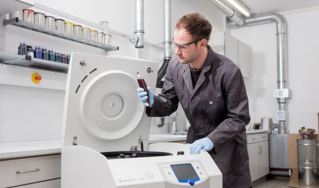 Controlling temperatures In your laboratory